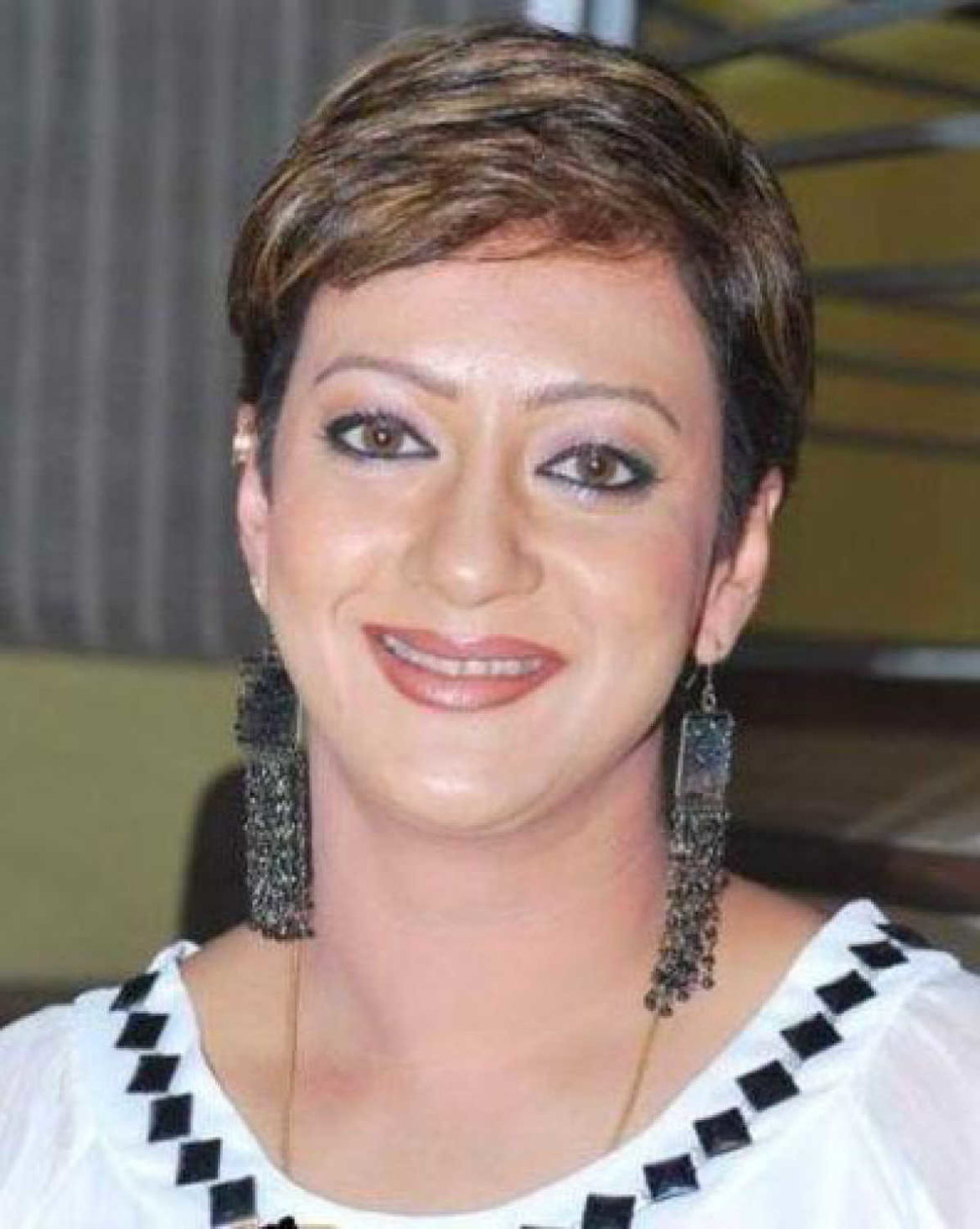 Supriya Karnik Height, Weight, Age, Biography, Wiki, Husband, Family ...