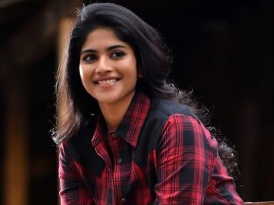 Megha Akash Bio,Networth ,Age Family, Height,Movies,Education, wiki ...