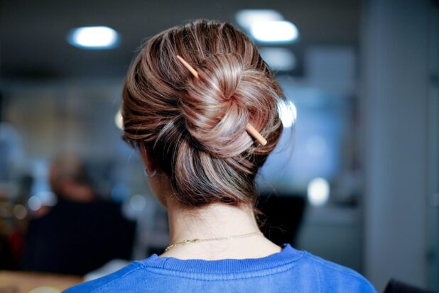 6 Tips For Styling Your Hair For The Workplace - World Magazine 2024