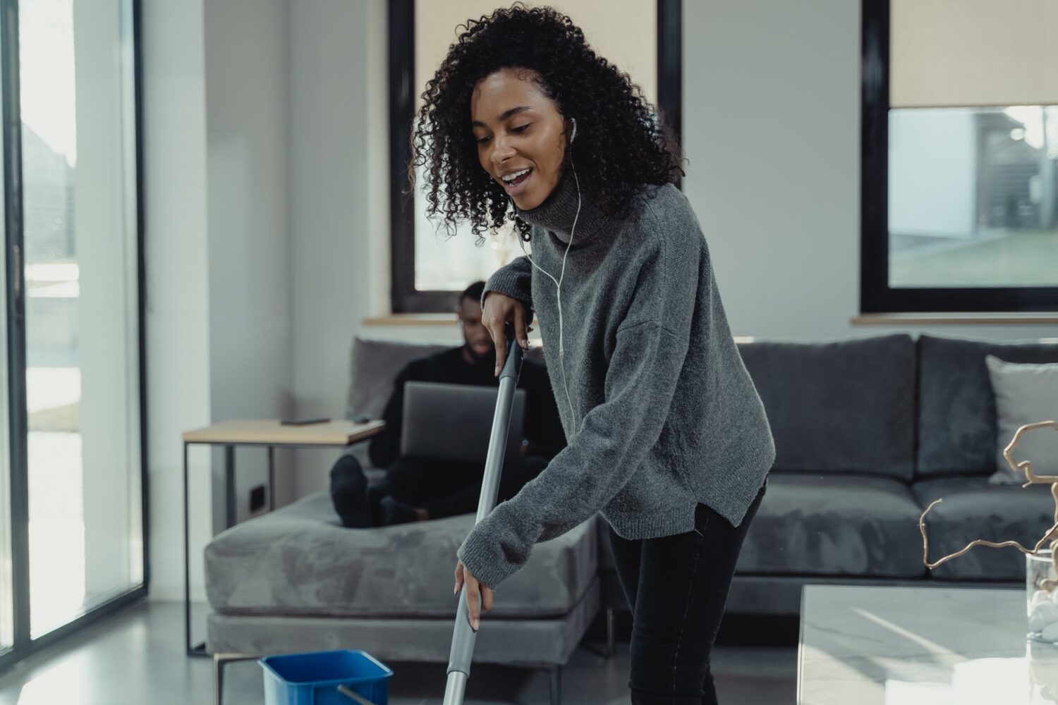 6 Easy Ways To Clean Your Home Floors - World Magazine 2024