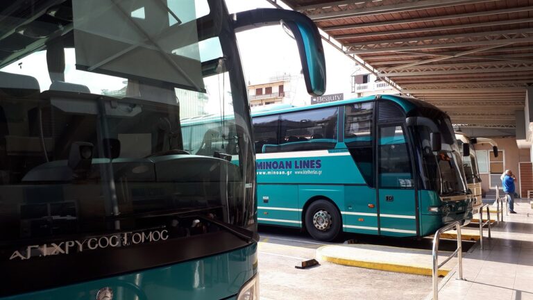 Car Rental vs Public Transport in Crete For 2024 - World Magazine 2024