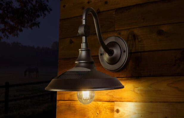 The 6 Best Solar Barn Lights You Can Buy - World Magazine 2024
